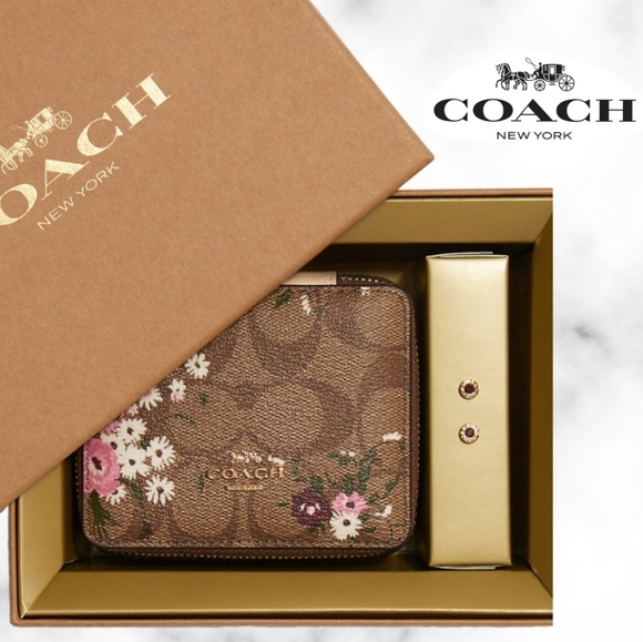 Coach | Accessories | Nwt Coach Boxed Large Jewelry Box And Earrings ...